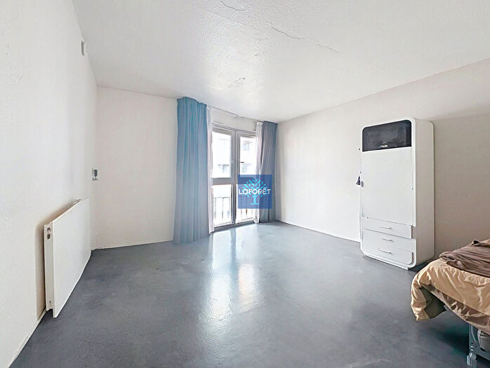Appartement à vendre - Cergy, Axe Majeur, Horloge - 1 pièce