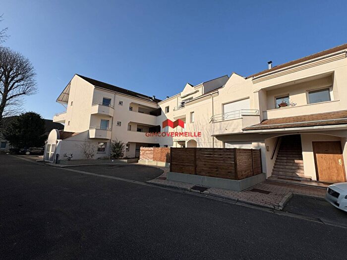 Appartement à louer - La Gravière-Centre Village, Voisins-le-Bretonneux - 2 pièces - 1 chambre