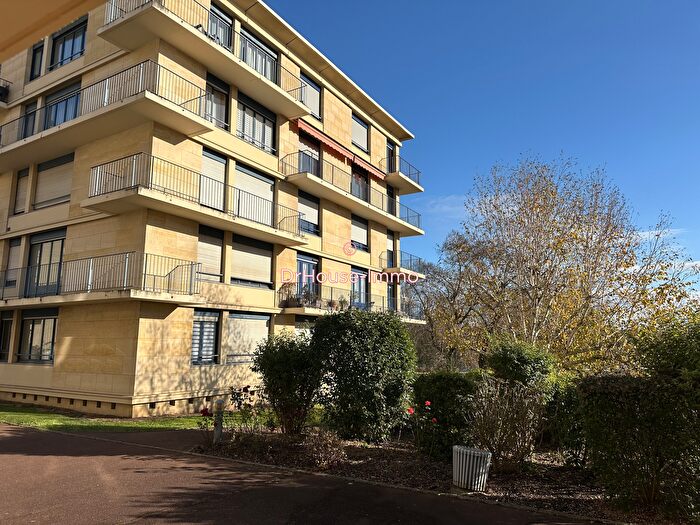 Appartement à vendre - Mantes-la-Jolie, Centre-ville - 4 pièces - 2 chambres