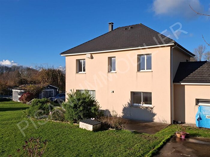 Bordeaux-Saint-Clair : Maison 6 pièces à vendre