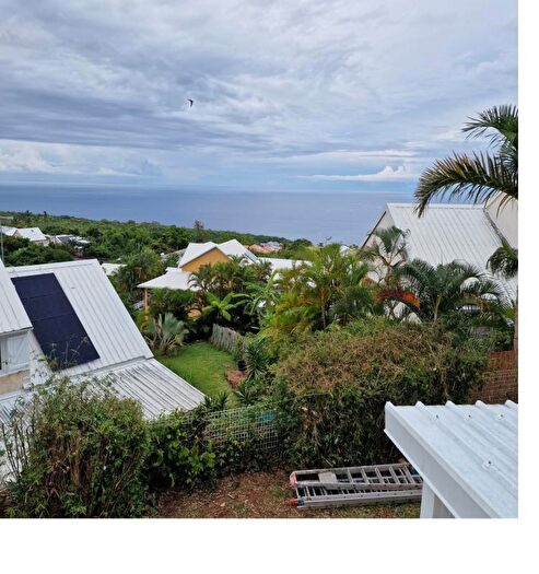 Maison à louer - Saint-Denis - 5 pièces - 4 chambres