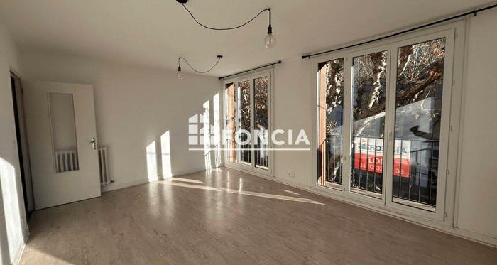 Centre Ville, Digne-les-Bains - Appartement 3 pièces à louer