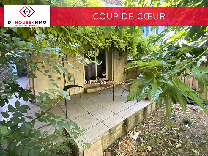 Maison à vendre - Brignoles, Centre-ville, Vieille ville - 6 pièces - 3 chambres