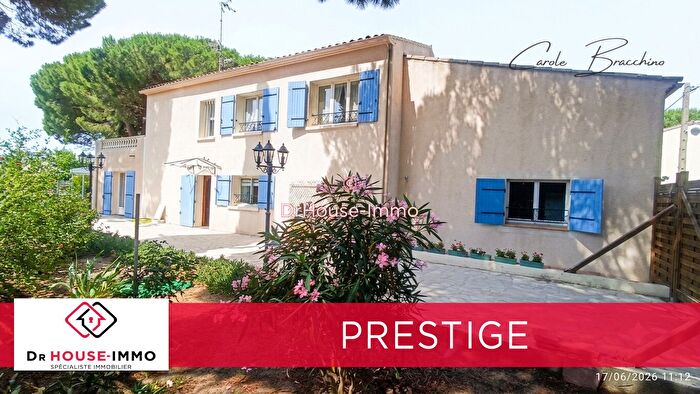 Maison 8 pièces à Aigues-Mortes, à vendre