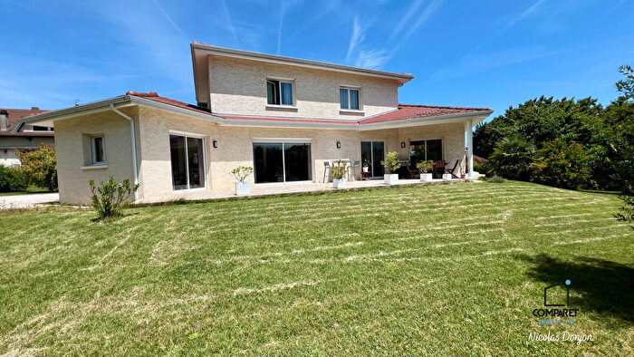 Maison 6 pièces à Chapareillan, à vendre