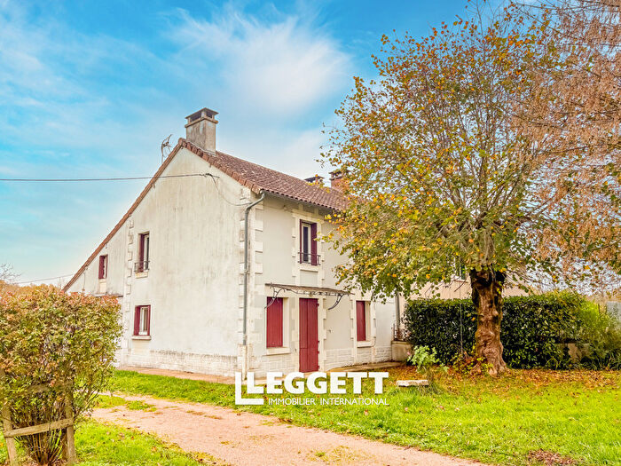 Maison à vendre - Saint-Front-la-Rivière - 8 pièces - 3 chambres