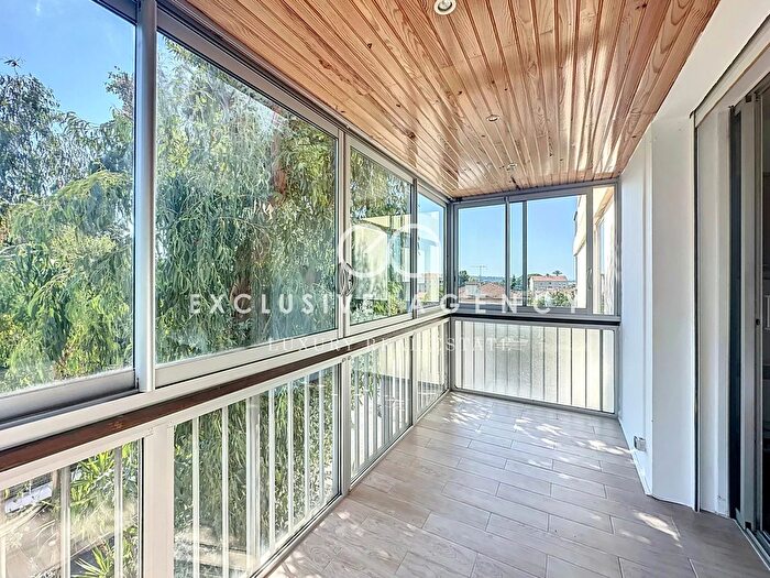 Appartement à vendre - Cannes, Californie Pezou - 2 pièces - 1 chambre