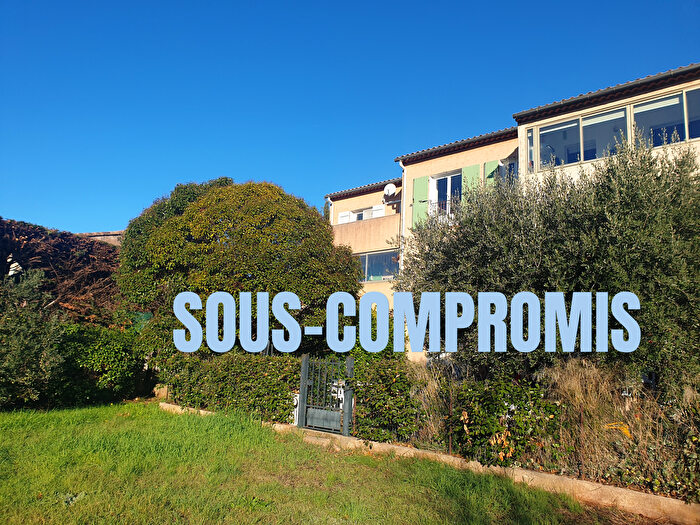 Appartement à vendre - Le Luc - 3 pièces - 2 chambres