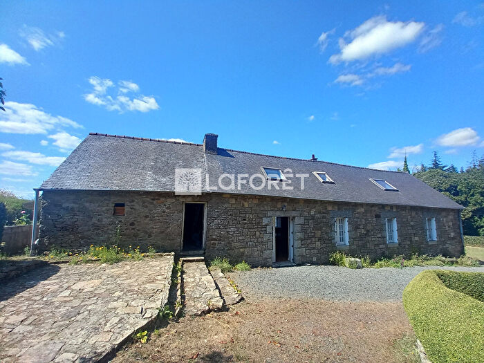 Maison à vendre - Senven-Léhart - 5 pièces - 4 chambres