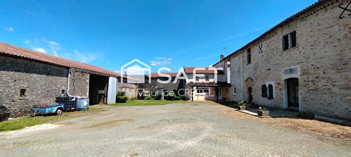 Maison 12 pièces à vendre à Chantonnay