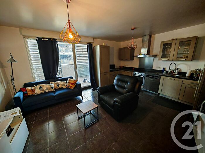 Appartement à louer - Gennevilliers, Chandon, Brenu - 3 pièces - 2 chambres