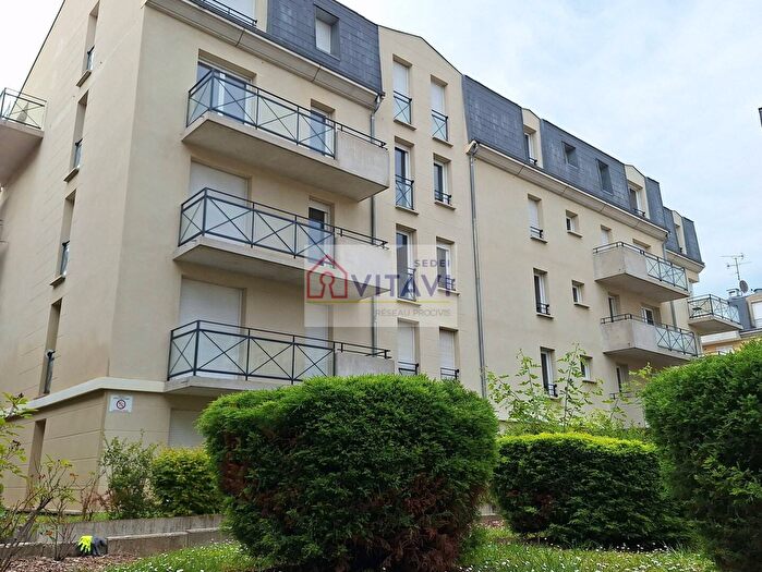 Centre, Margny-lès-Compiègne : Appartement 2 pièces à louer
