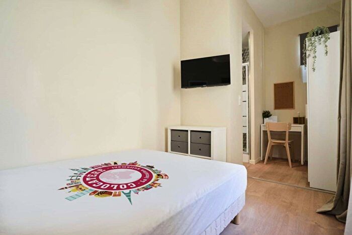 Appartement à louer - Centre Ville, Reims - 1 pièce