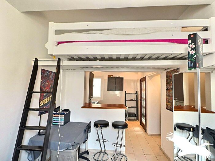 Baille, Marseille 5ème arrondissement : Appartement 1 pièce à louer
