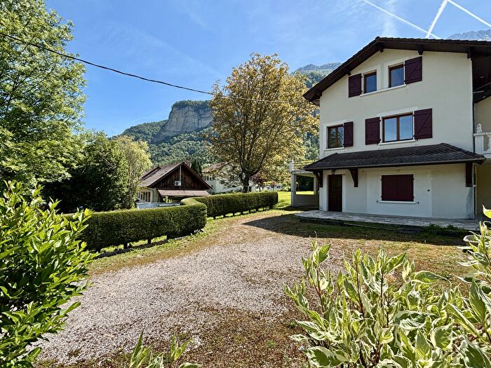 Maison 5 pièces à Saint-Joseph-de-Rivière, à vendre