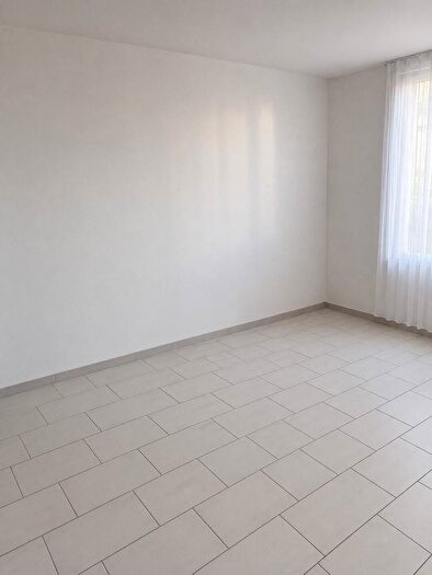 Appartement 3 pièces à Coubron, à louer