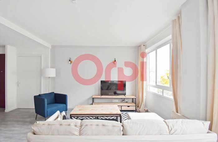 Le Bachut, Lyon 8ème arrondissement : Appartement 5 pièces à louer