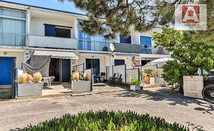 Maison à vendre - Saint-Gilles-Croix-de-Vie - 2 pièces - 1 chambre