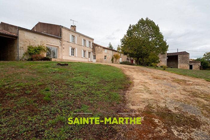 Maison à louer - Niort - 6 pièces - 4 chambres