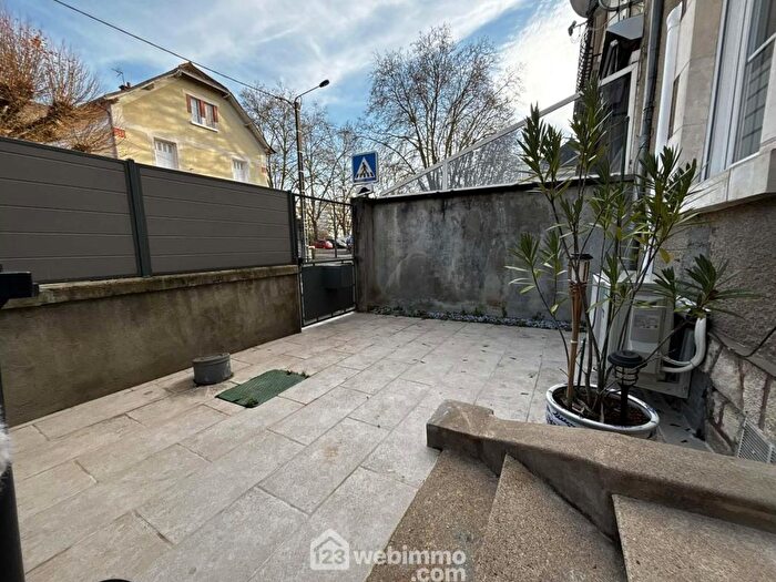 Maison à vendre - Châtellerault, Centre-ville - 2 pièces - 1 chambre