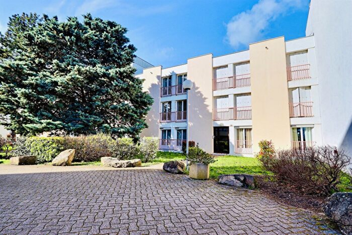 Appartement à vendre - Clermont-Ferrand, Champratel, La Plaine - 4 pièces - 3 chambres