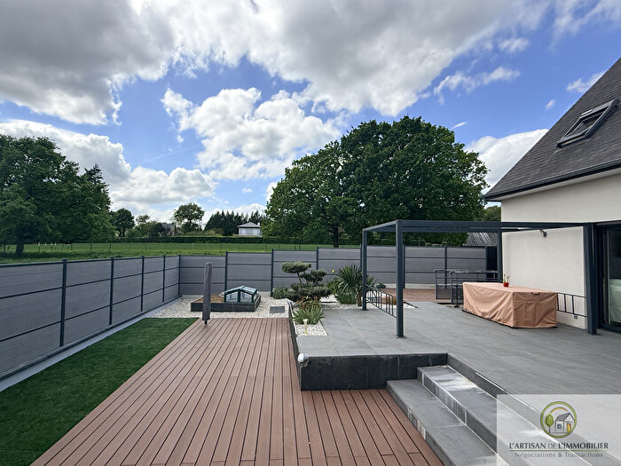 Maison à vendre - Orgères - 7 pièces - 5 chambres
