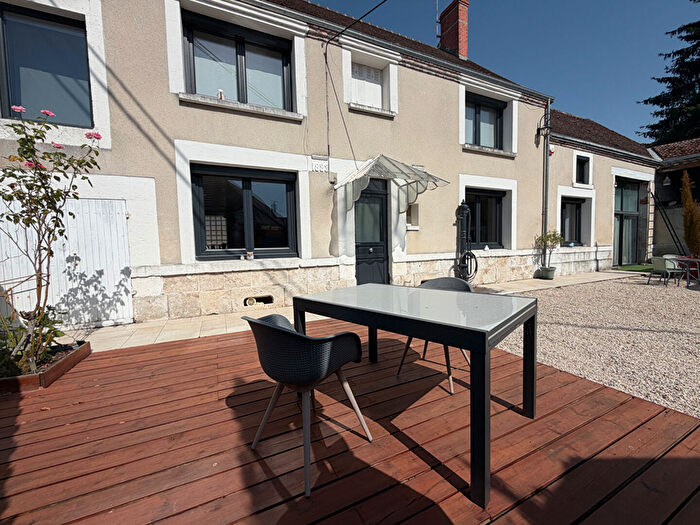 Maison 11 pièces à vendre à Mareau-aux-Prés