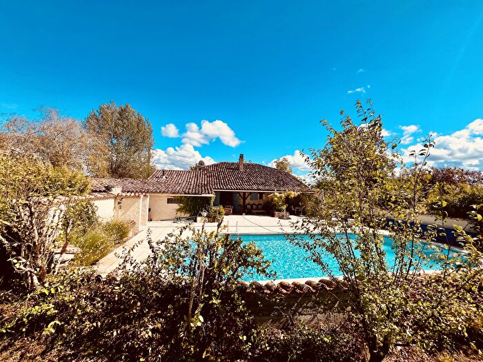 Maison à vendre - Issigeac - 13 pièces - 5 chambres