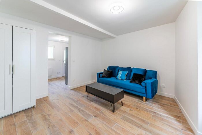 Appartement 1 pièce à Nogent-sur-Marne, Nogent Village, à louer