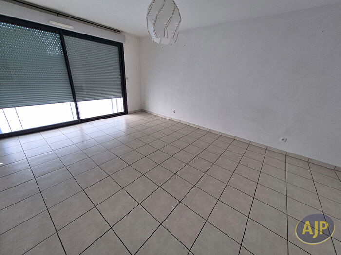 Rezé, Pont Rousseau : Appartement 3 pièces à louer
