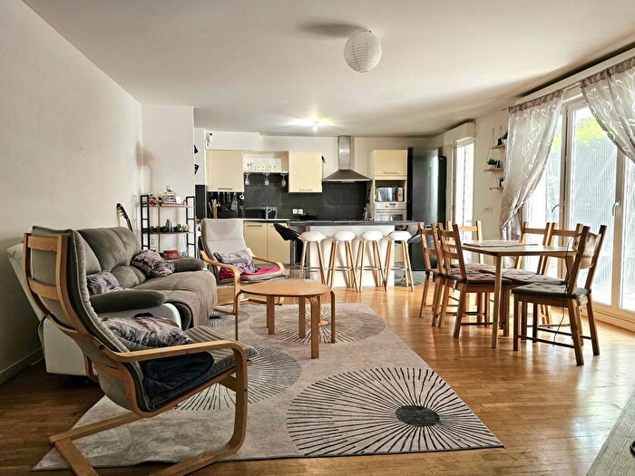 Appartement à vendre - Suresnes, Liberté - 3 pièces - 2 chambres