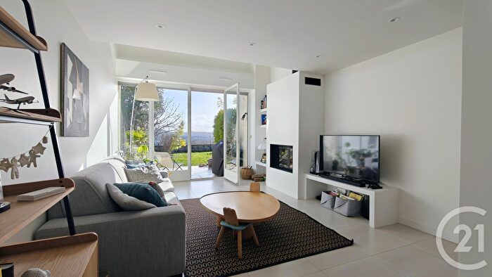 Maison à vendre - Chatou, Est - 5 pièces - 4 chambres