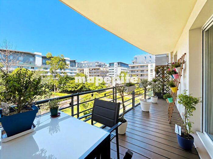 Clichy, Berges de Seine, Beaujon : Appartement 3 pièces à vendre
