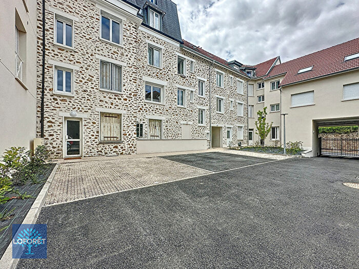 Brétigny-sur-Orge, Centre-ville : Appartement 4 pièces à vendre