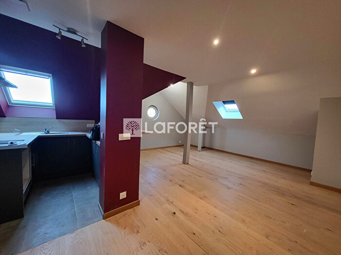 Appartement à louer - Plaisir, Centre-ville, Château - 2 pièces - 1 chambre
