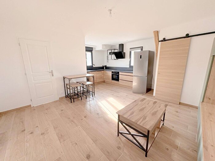 Appartement à louer - Noailles - 2 pièces - 1 chambre