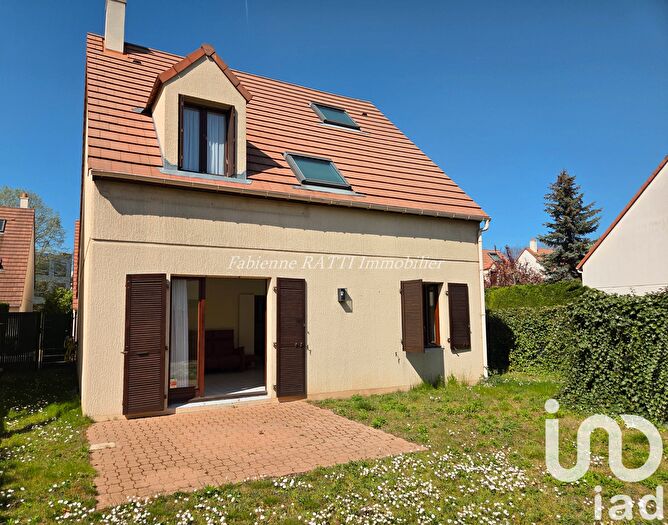 Maison à vendre - Le Pecq, Canada - 6 pièces - 4 chambres