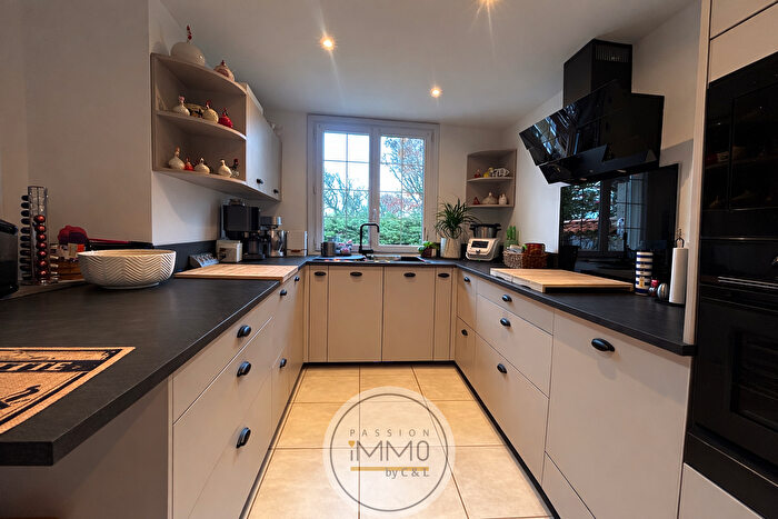 Maison à vendre - Mallefougasse, Mallefougasse-Augès - 5 pièces - 4 chambres