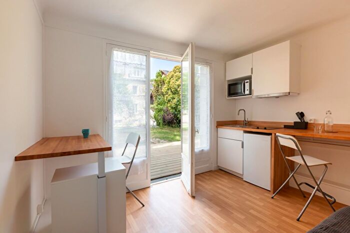 Appartement à louer - Quartiers Centre, Fougères, Sévigné - 1 pièce