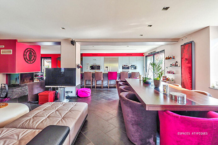 Corbelin - Maison 9 pièces à vendre