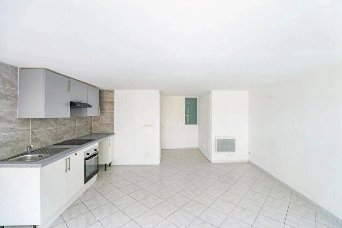 Appartement 2 pièces à Saint Marcel, Marseille 11ème arrondissement, à louer