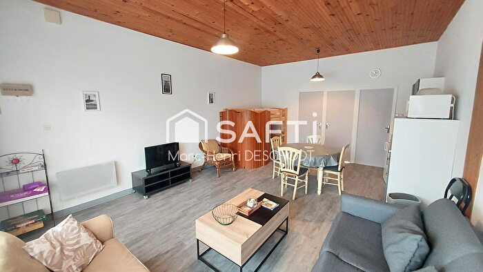 Appartement 2 pièces à vendre à Camiers