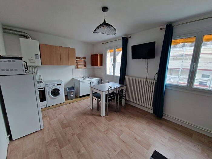 Appartement 1 pièce à Compiègne, à louer