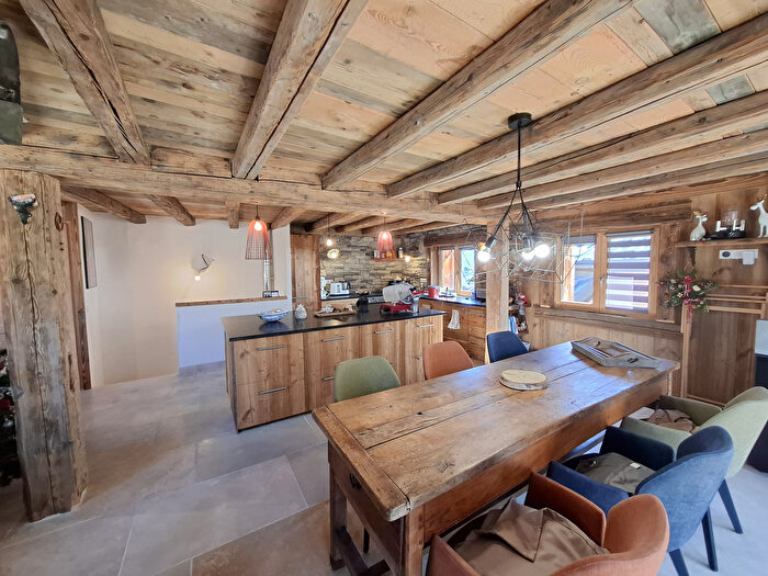 Maison à vendre - La Perrière - 6 pièces - 4 chambres