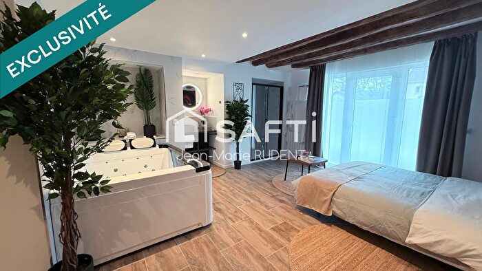 Appartement 2 pièces à vendre - Villejust