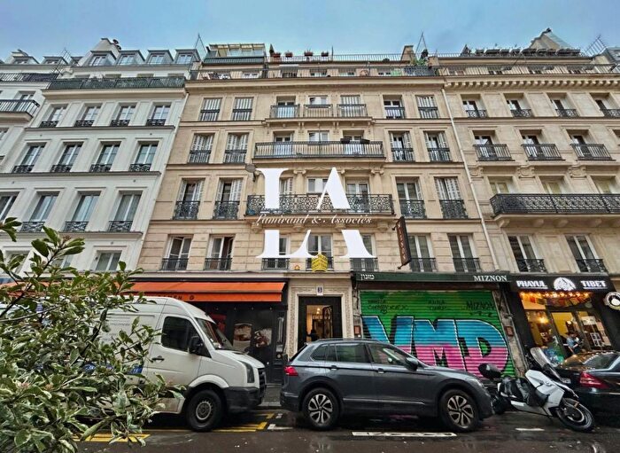 Appartement à louer - Paris e , Grands Boulevards - 1 pièce
