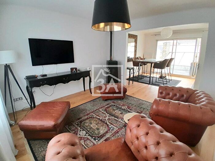 Maison à vendre - Dunkerque - 9 pièces - 3 chambres