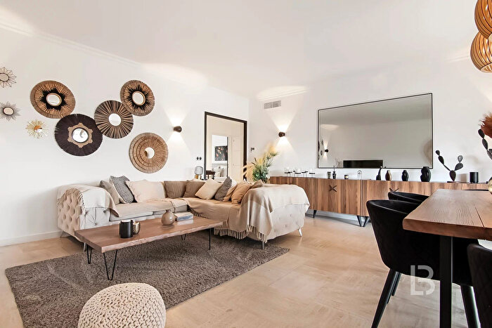 Appartement à vendre - Cannes, Croix des Gardes - 3 pièces - 2 chambres