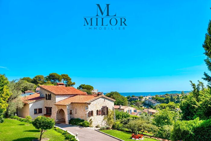 Maison à vendre - Villeneuve-Loubet, Plage - 5 pièces