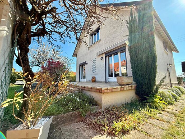 Maison à vendre - Chenôve, Chenôve - 4 pièces - 3 chambres